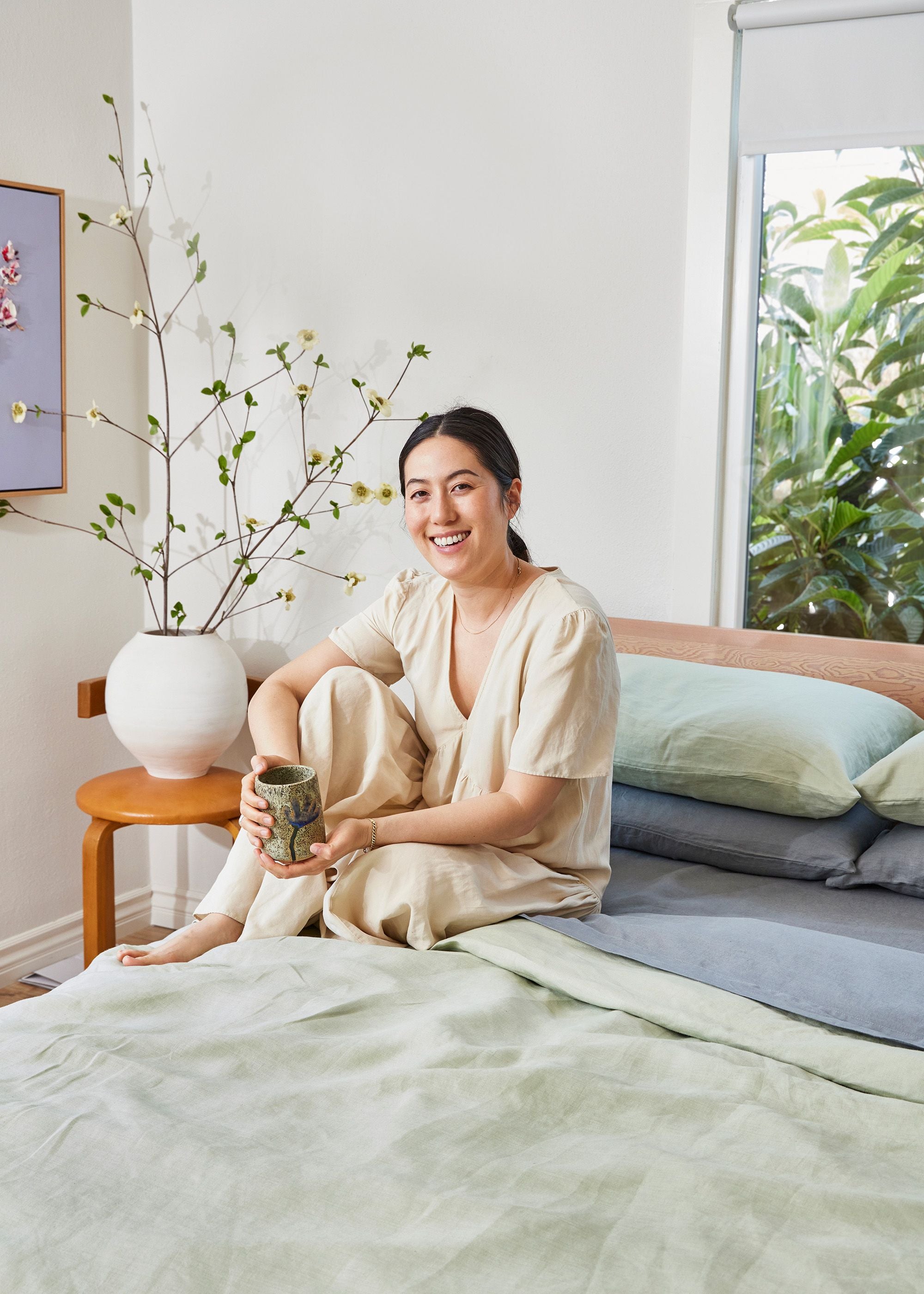 Diana Ryu’s LA Bungalow Teaches Us to Be Perfectly Imperfect – Bed Threads