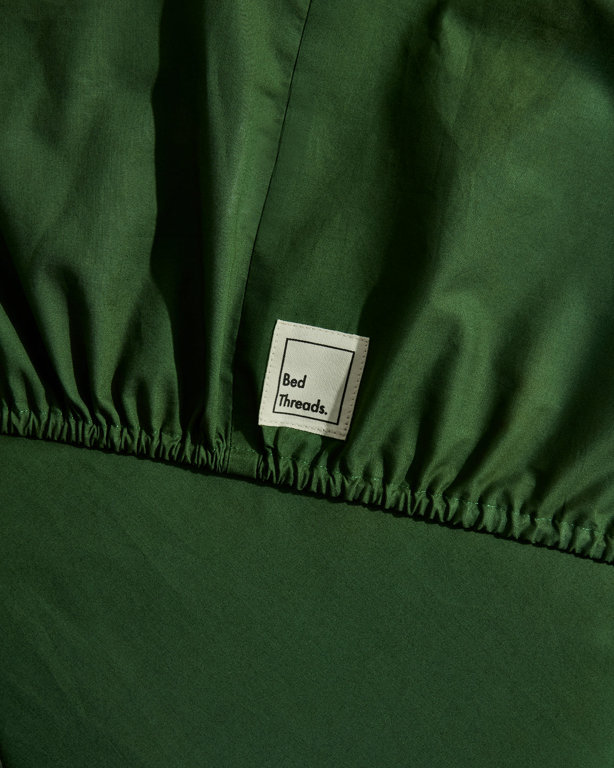 Organic Cotton Percale Fitted Sheet Set – Moss | Bed Threads
