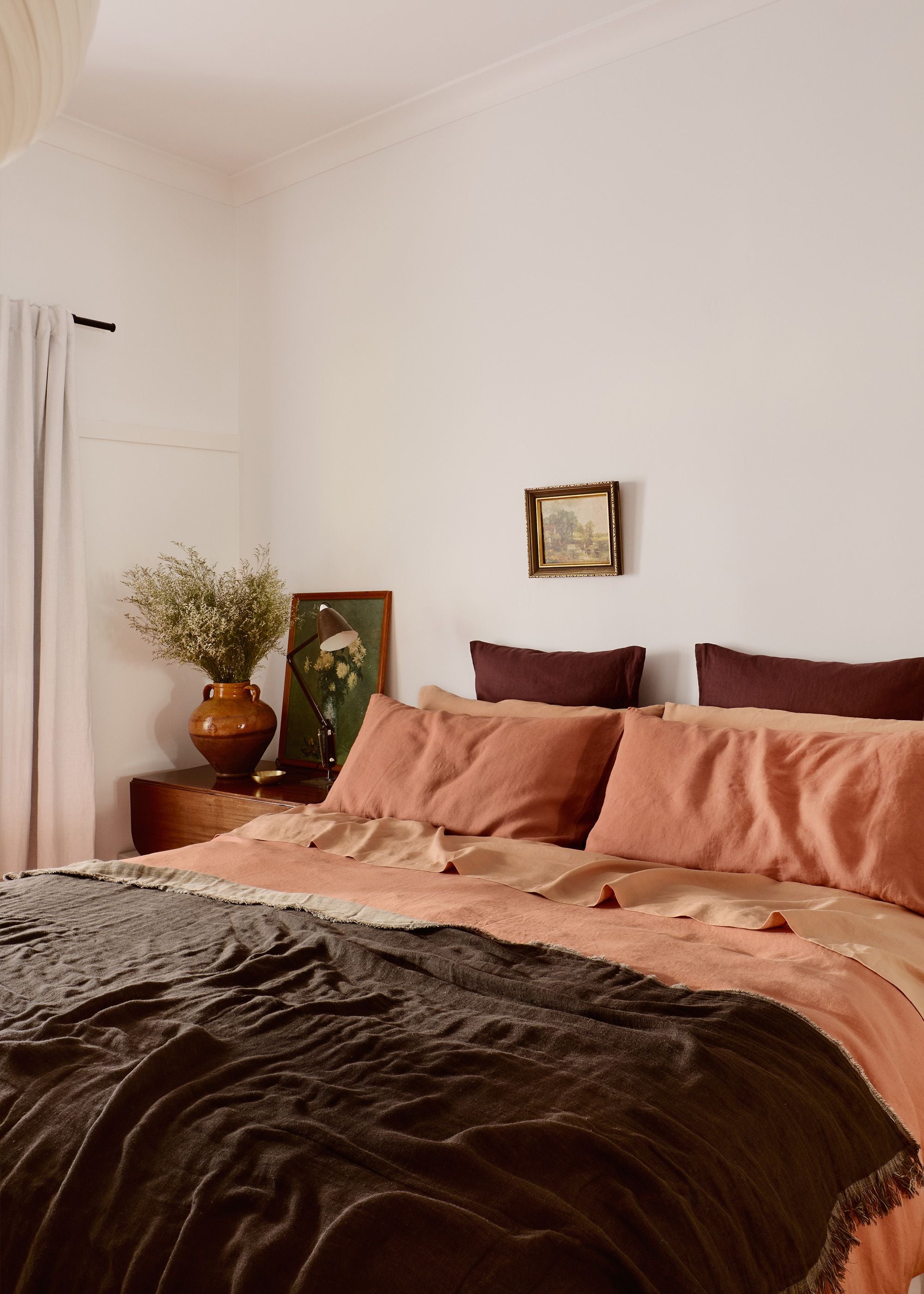 This Affordable Household Ingredient Will Keep Your Linen Extra Fresh ...