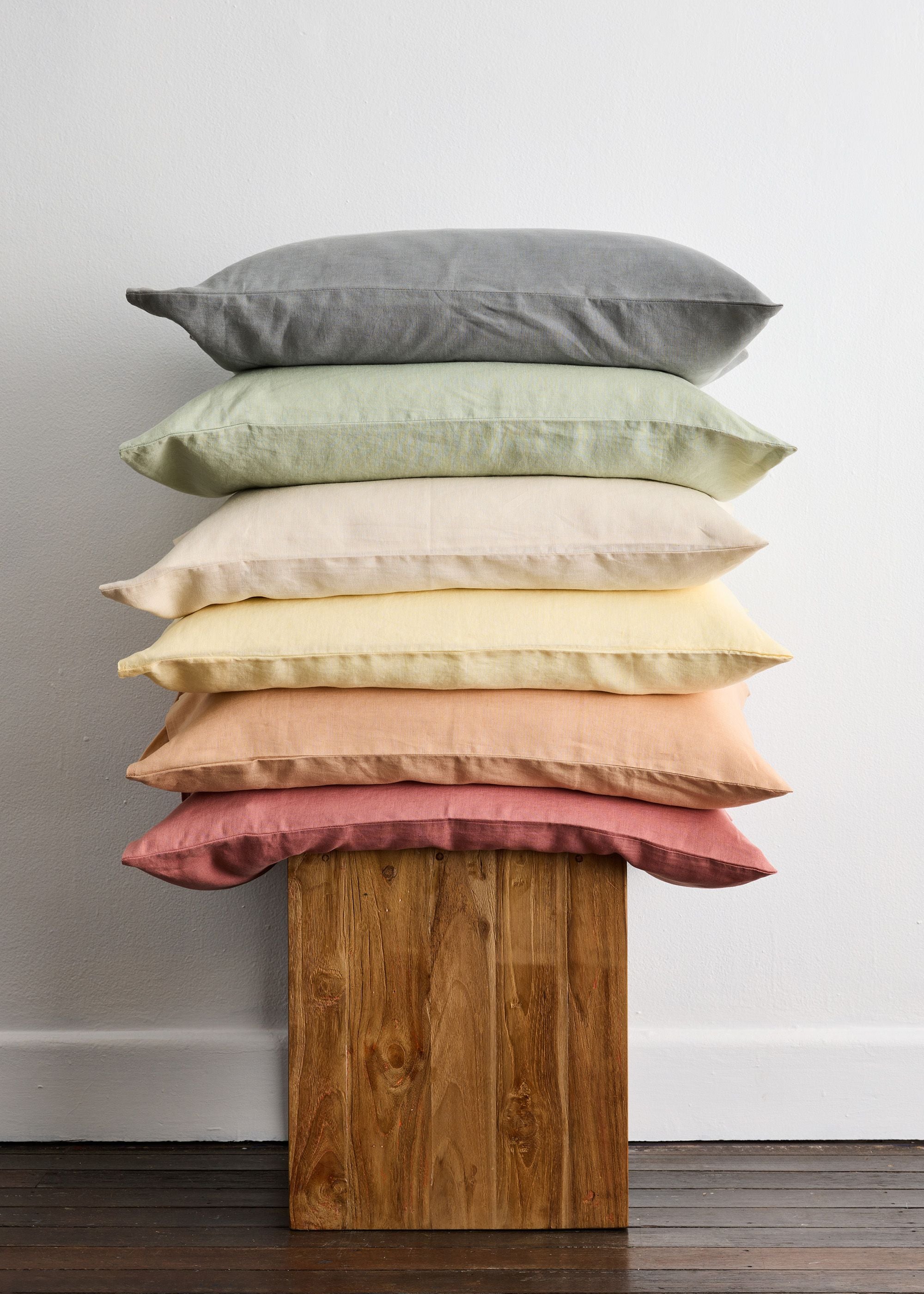 How to Choose the Perfect Pillowcase Color – Bed Threads
