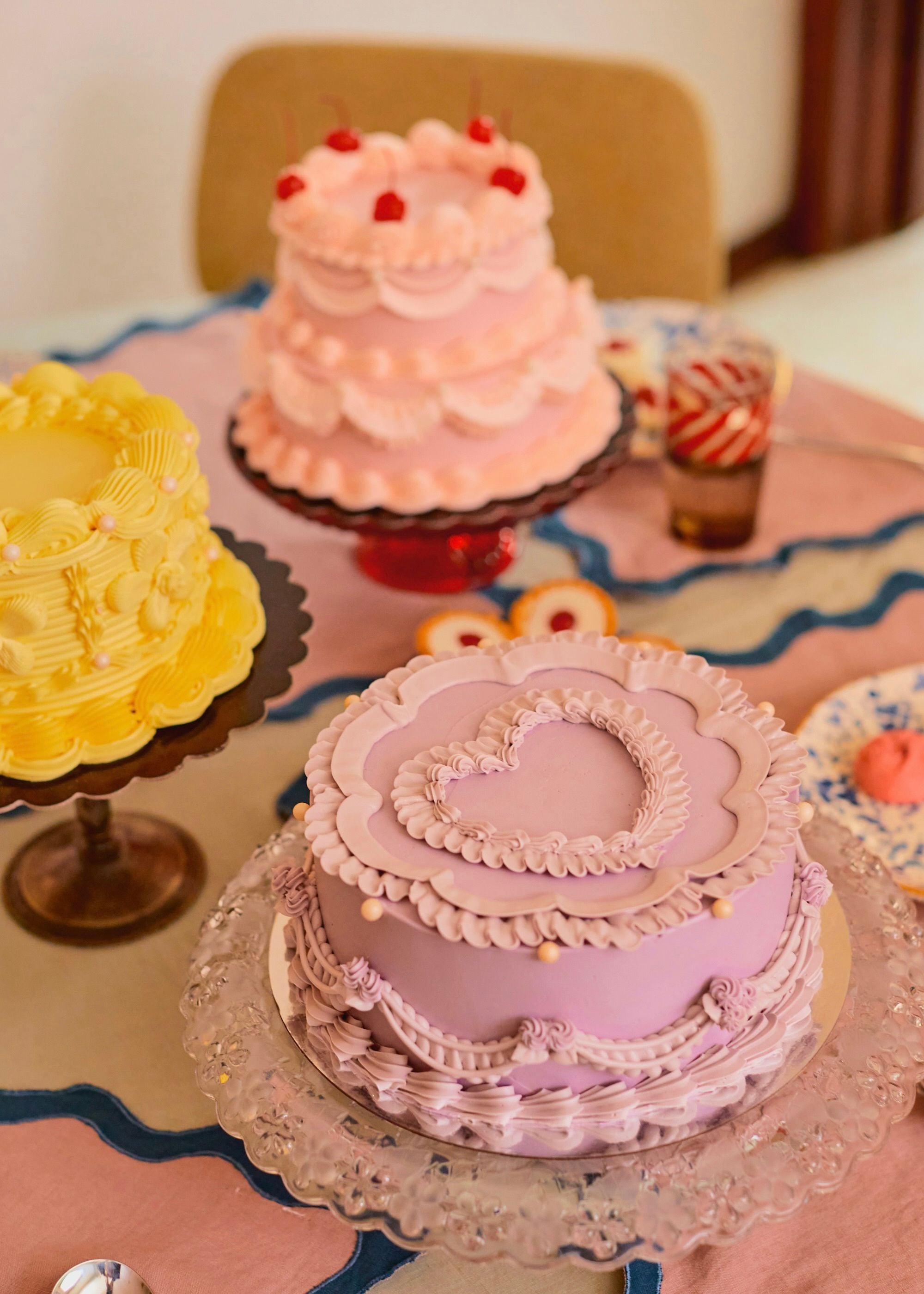 8 Delicious Baking Accounts You Need to Follow on Instagram – Bed Threads