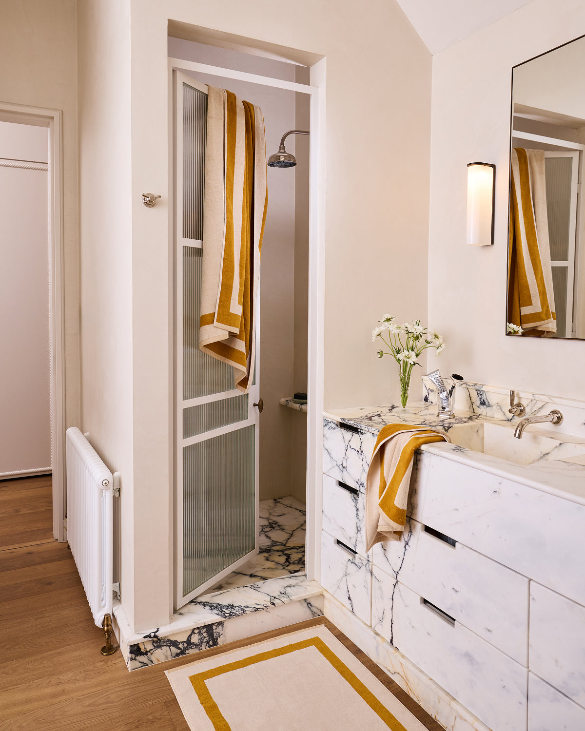 Two-Toned Bath Towel Bundle – Crème & Turmeric | Bed Threads