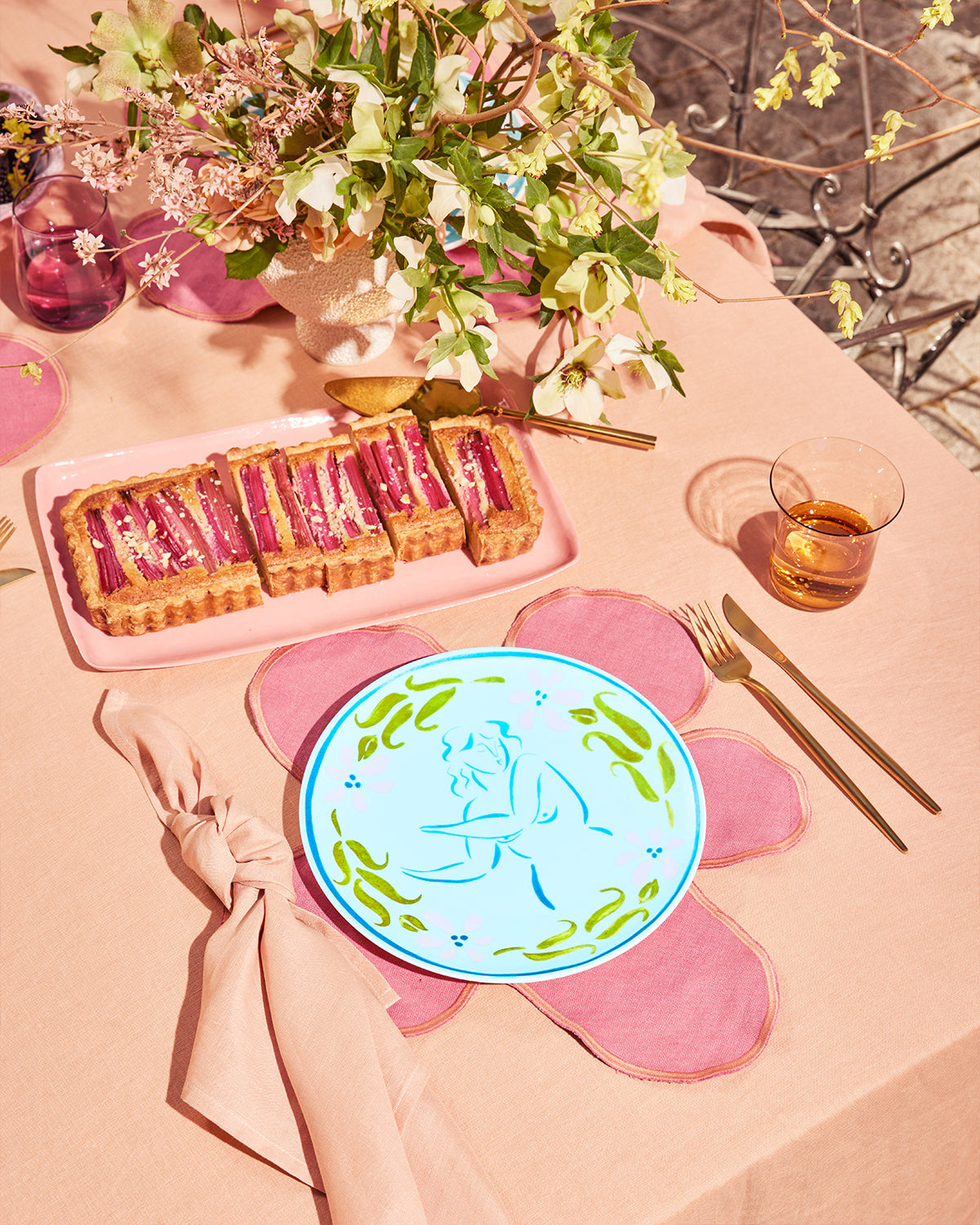 Liv & Dom x Bed Threads 'Soft Clematis' Ceramic Dinner Plate