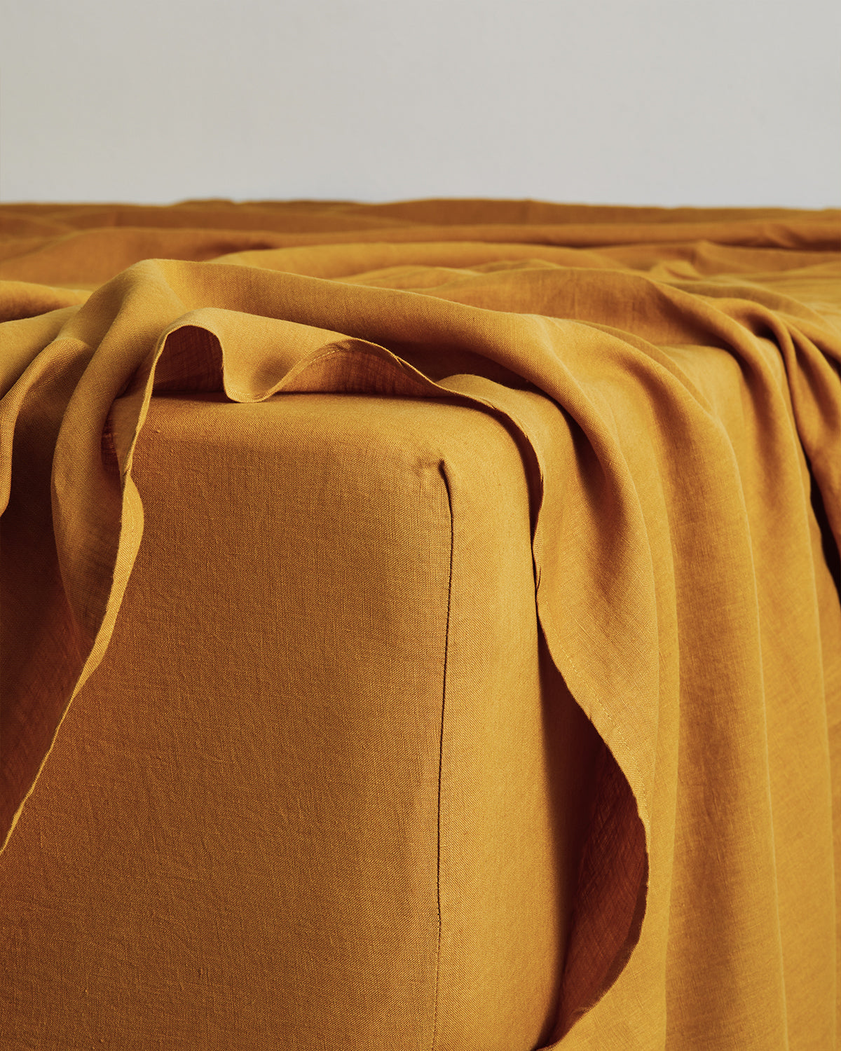 Turmeric 100% French Flax Linen Fitted Sheet – Bed Threads